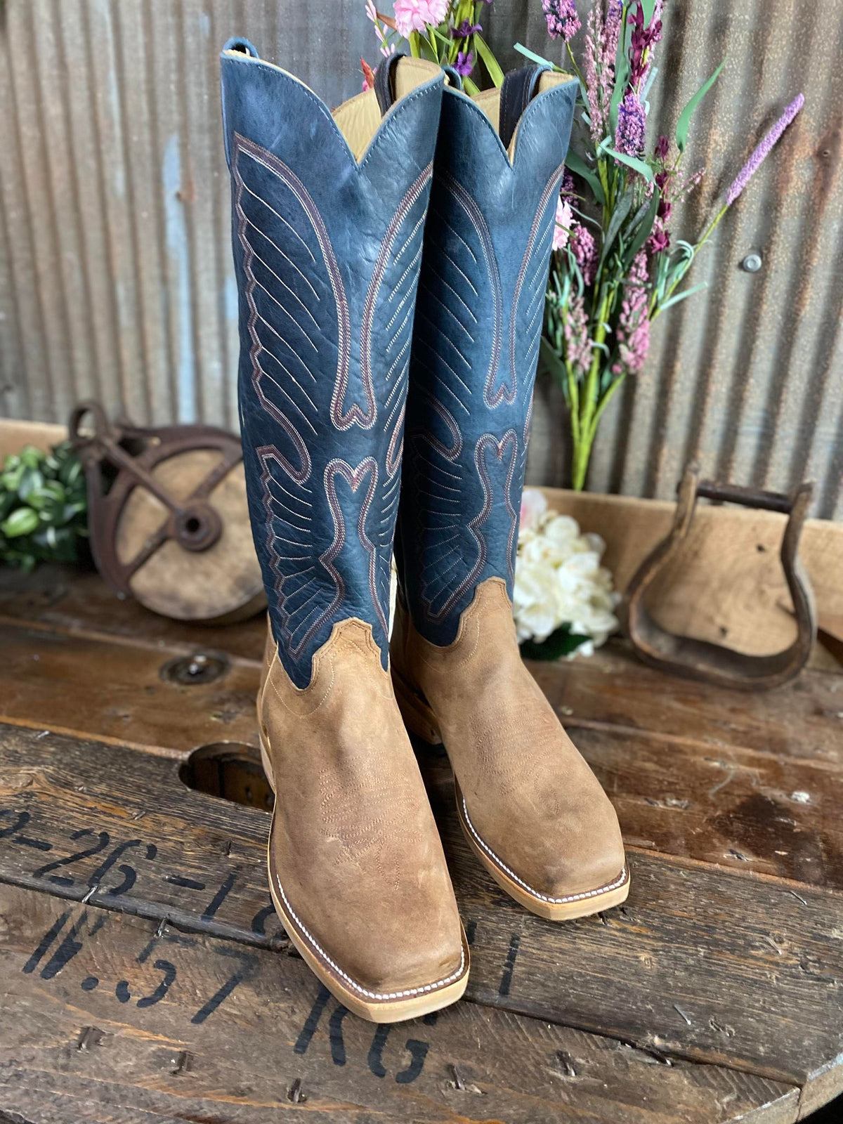 Lucky J Boots & More | Carthage, MO