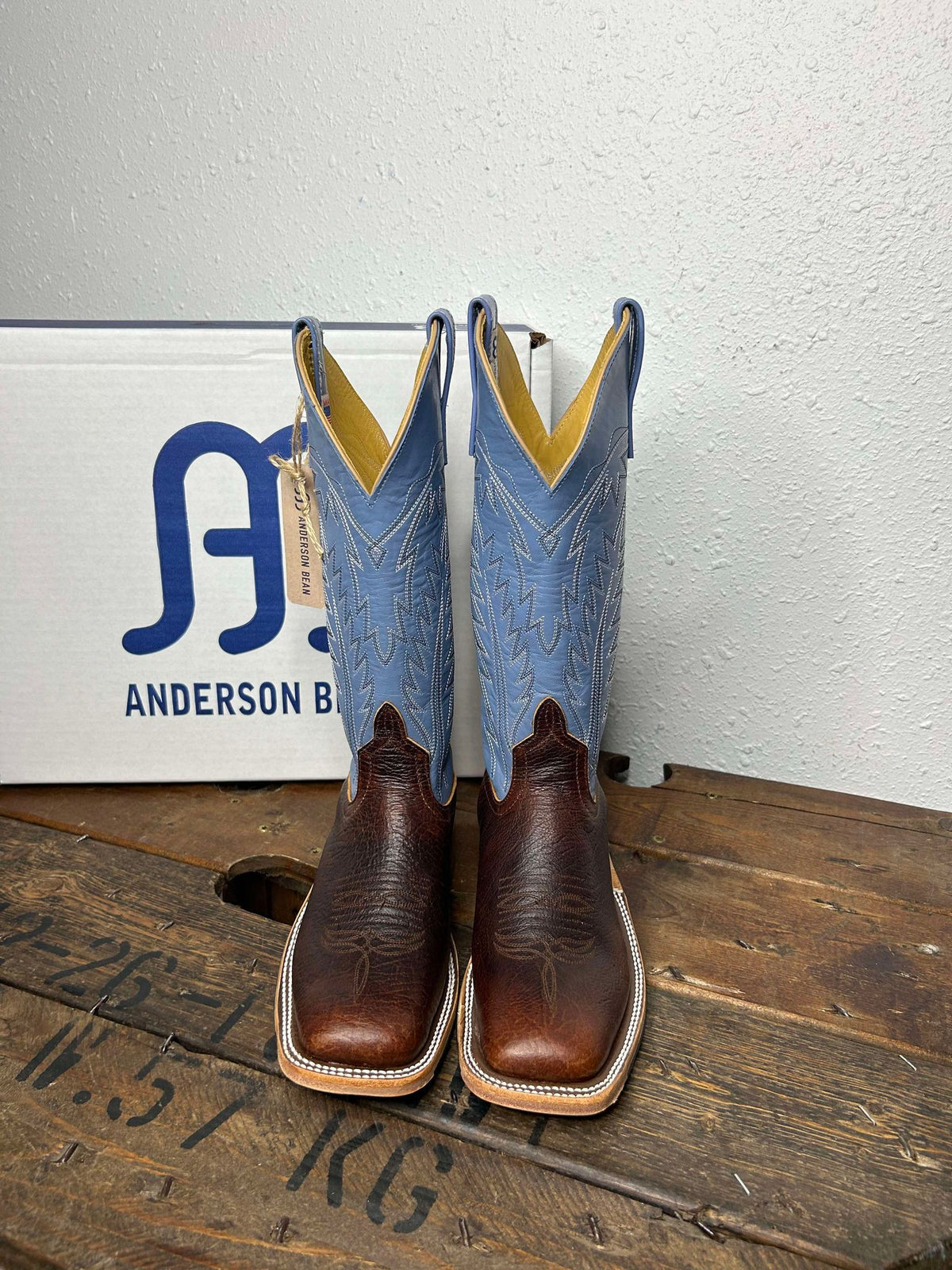 Women's Western Boots | Lucky J Boots & More | Carthage, MO